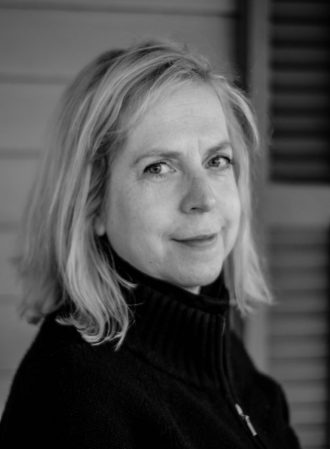 Novels Alive | INTERVIEW: Carrie Hayes on Women's Equality and NAKED TRUTH