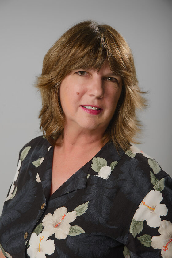 Novels Alive | INTERVIEW: Anna Gerard, Author of PEACHES and SCHEMES ...