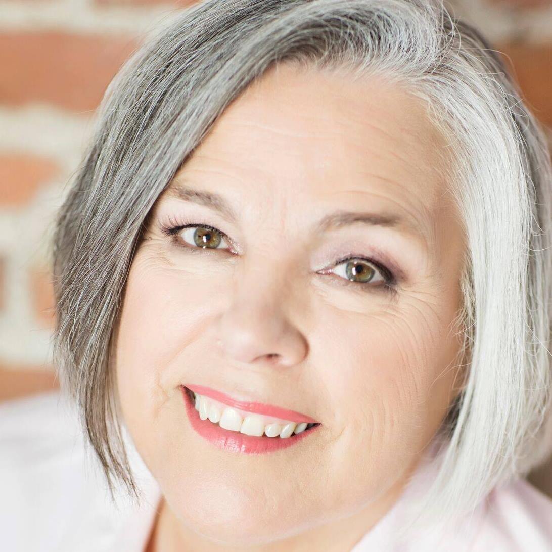 Novels Alive | 4 STAR REVIEW: FLEA MARKET FELONY by Tricia L. Sanders