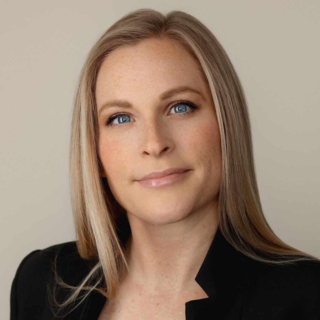 Novels Alive | 5-STAR REVIEW: SHIELD OF SPARROWS by Devney Perry